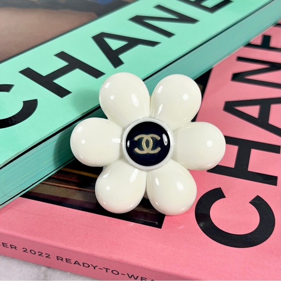 CHANEL | Jewelry | Chanel Resin Flower Cc Logo Brooch | Poshmark